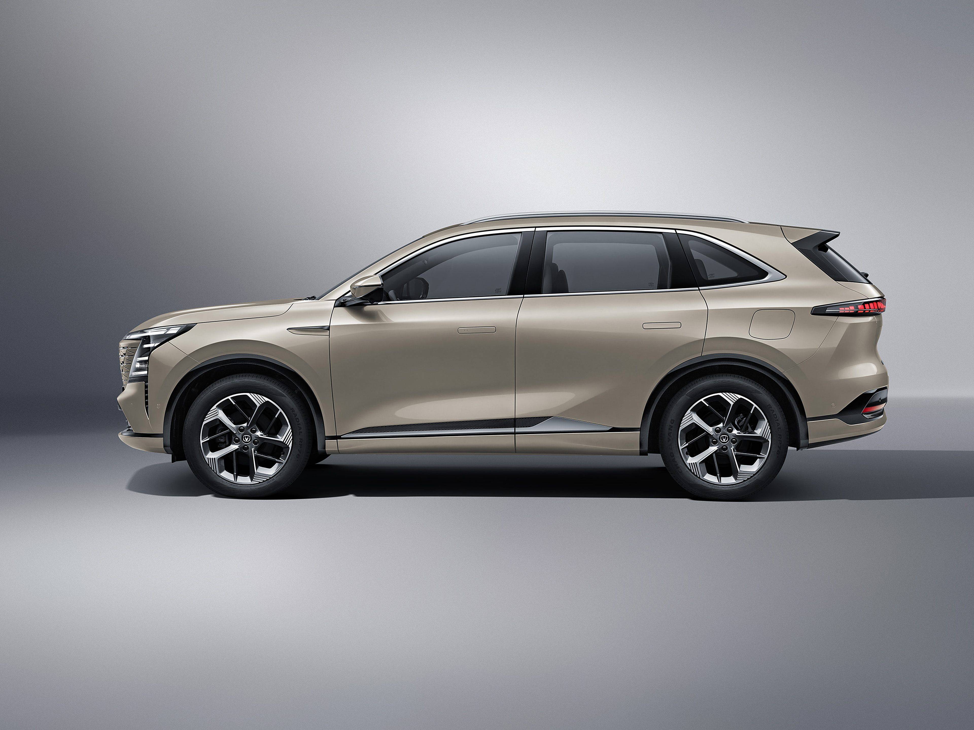 先享价12.99万元，全新长安CS75 PLUS公布价格，能继续月销破万吗_搜狐汽车_搜狐网