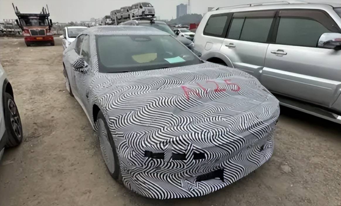 小鹏E29新车曝光：P7改款升级，内饰大变样，能否逆袭市场？_搜狐汽车_搜狐网