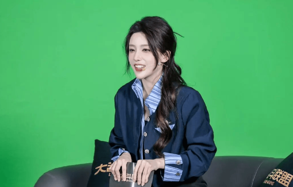 Rita回应喜欢被叫姐姐，纯属个人爱好，30多岁没谈过恋爱引起网友热议_解说_直播_lpl