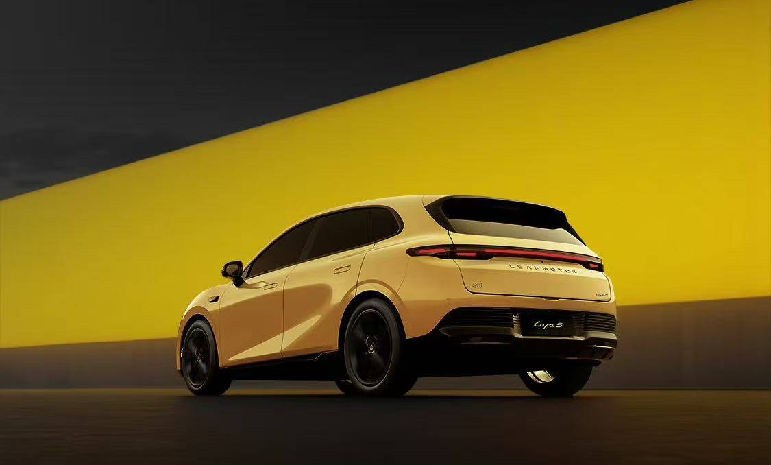 这颜值如何？零跑Lafa5首发亮相，配无框车门/激光雷达_搜狐汽车_搜狐网