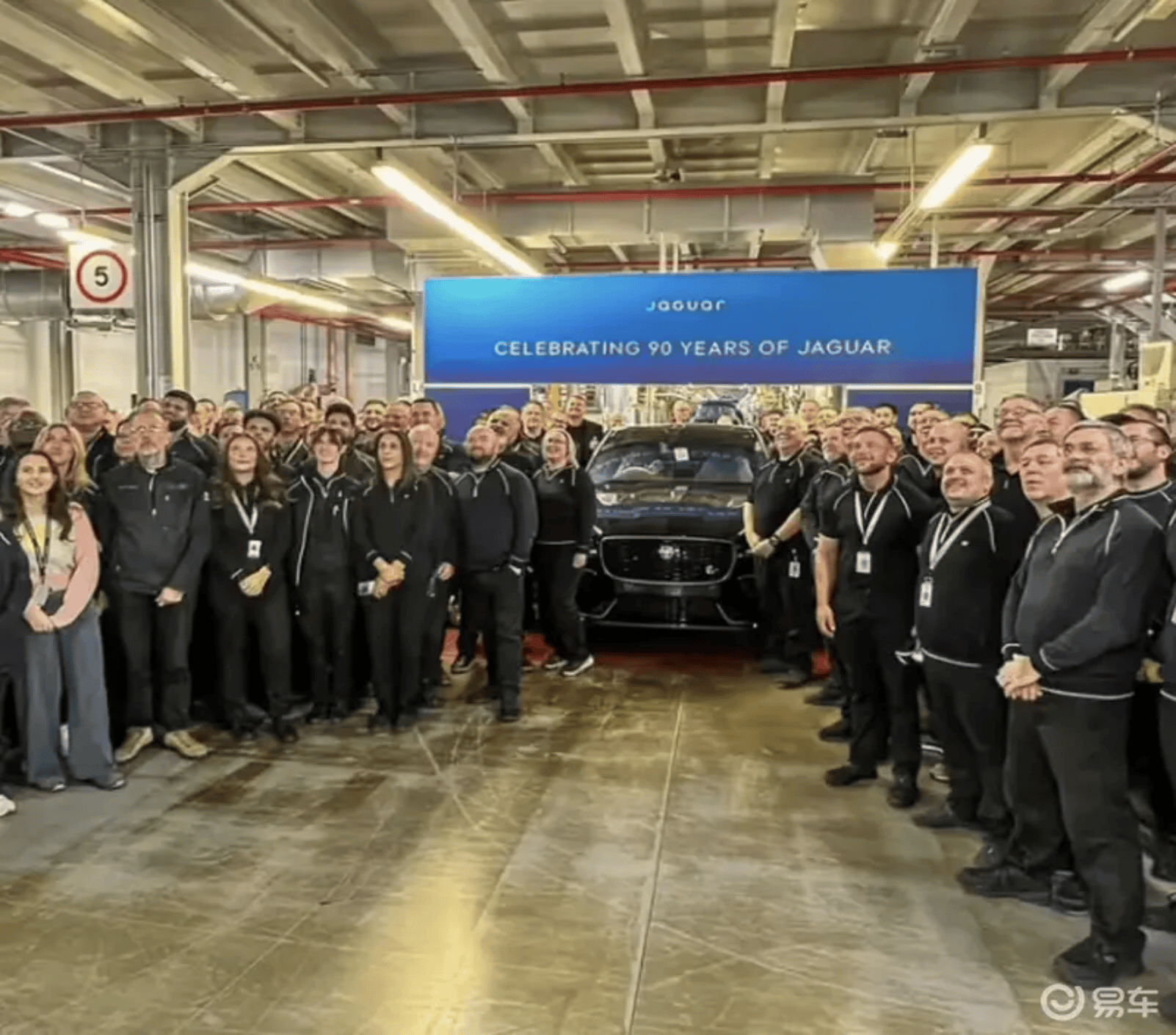 捷豹最后一款燃油车型F-Pace下线，品牌全面转向电动化_搜狐汽车_搜狐网