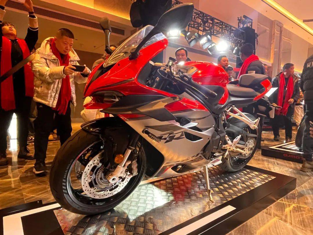 赛921售价69999元|2024年QJMOTOR新品发布暨营商大会召开_搜狐汽车_搜狐网