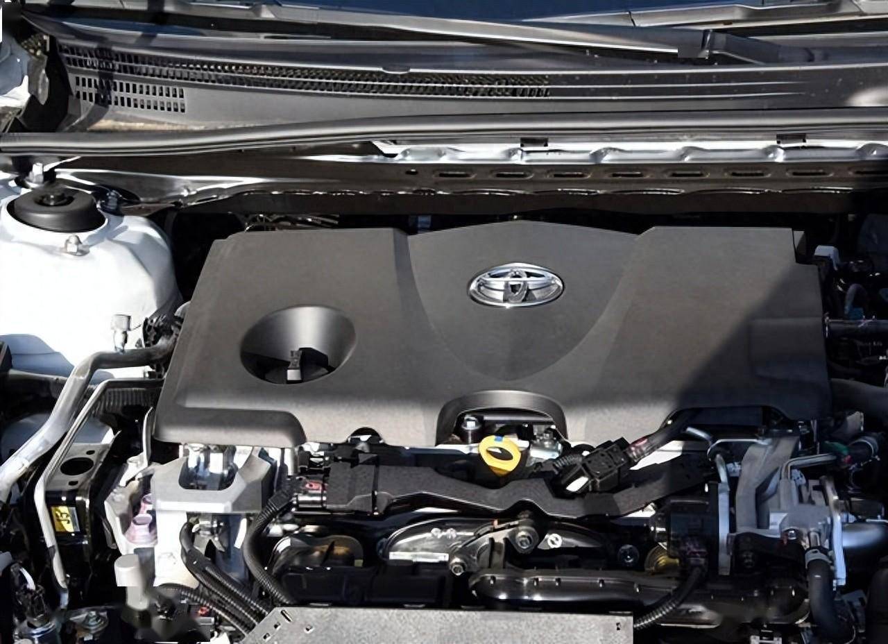 丰田再次亮出新“战神”，搭载进口2.5L+8AT，比天籁漂亮，才22万_搜狐汽车_搜狐网