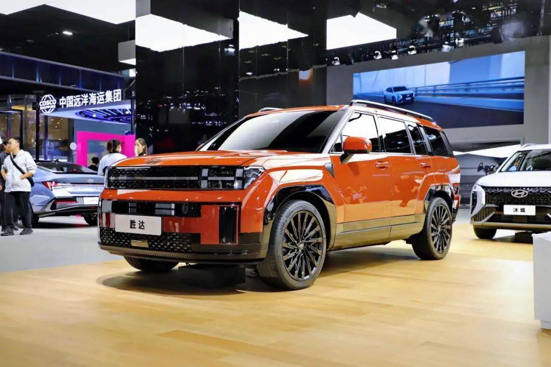 或搭2.0T+8AT，提供6/7座，方正车身，韩版“揽胜”谁买账？_搜狐汽车_搜狐网