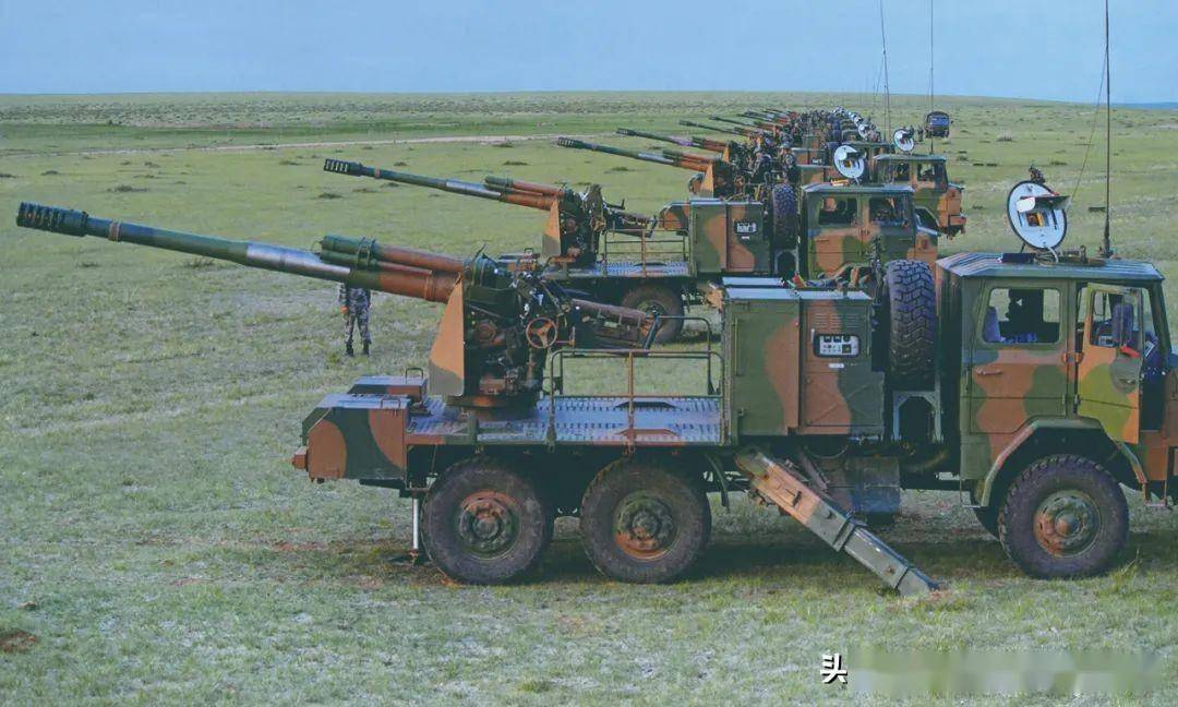 我军新利器——PCL-171型122毫米车载榴弹炮_火炮_中国军队_机动