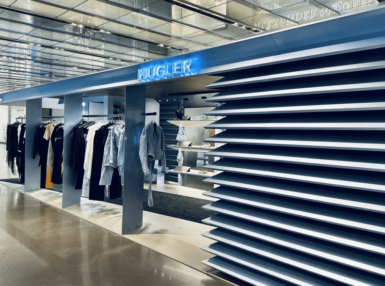 重磅首店+1！Mugler中国首家时装与香水店在静安开业_芮欧_品牌_百货