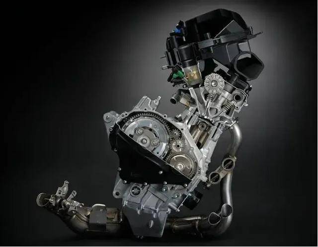 Smart移植铃木摩托车公升发动机，极速超230公里/小时_搜狐汽车_搜狐网