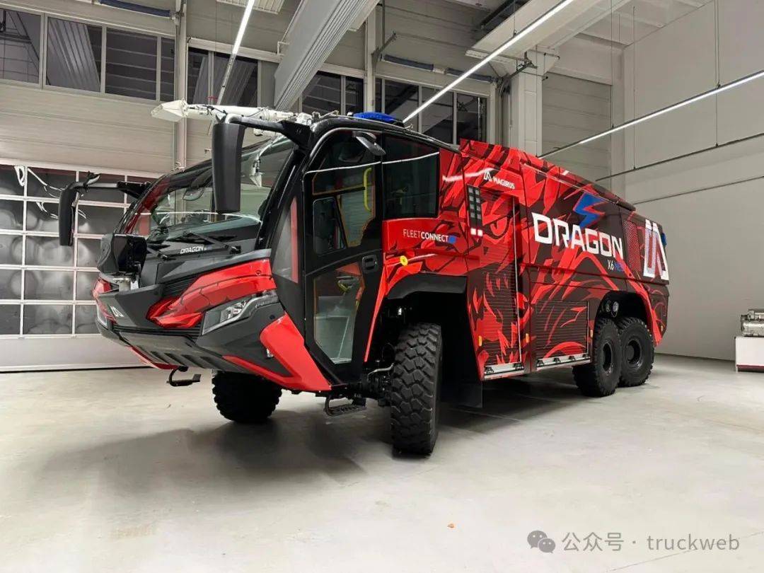 双Cursor13发动机 功率超1000马力 马基路斯发布全新机场主力消防车Dragon X6 Neo_搜狐汽车_搜狐网
