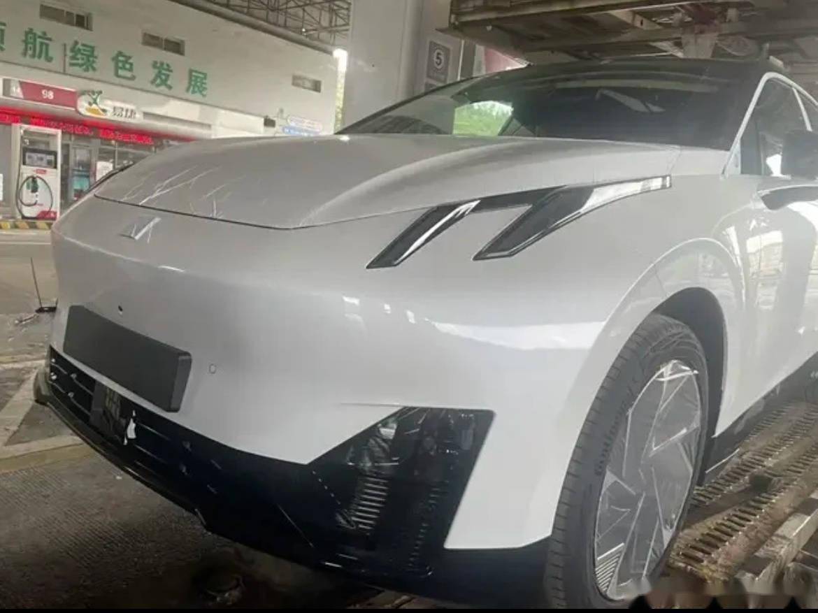 领克 Z20 纯电 SUV 实车曝光：已开始发运，本月正式亮相_搜狐汽车_搜狐网