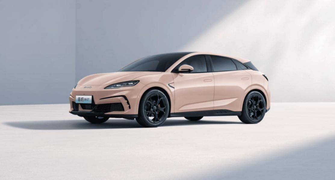 比亚迪海豹06GT携e平台3.0 Evo，正式登场亮相！_搜狐汽车_搜狐网