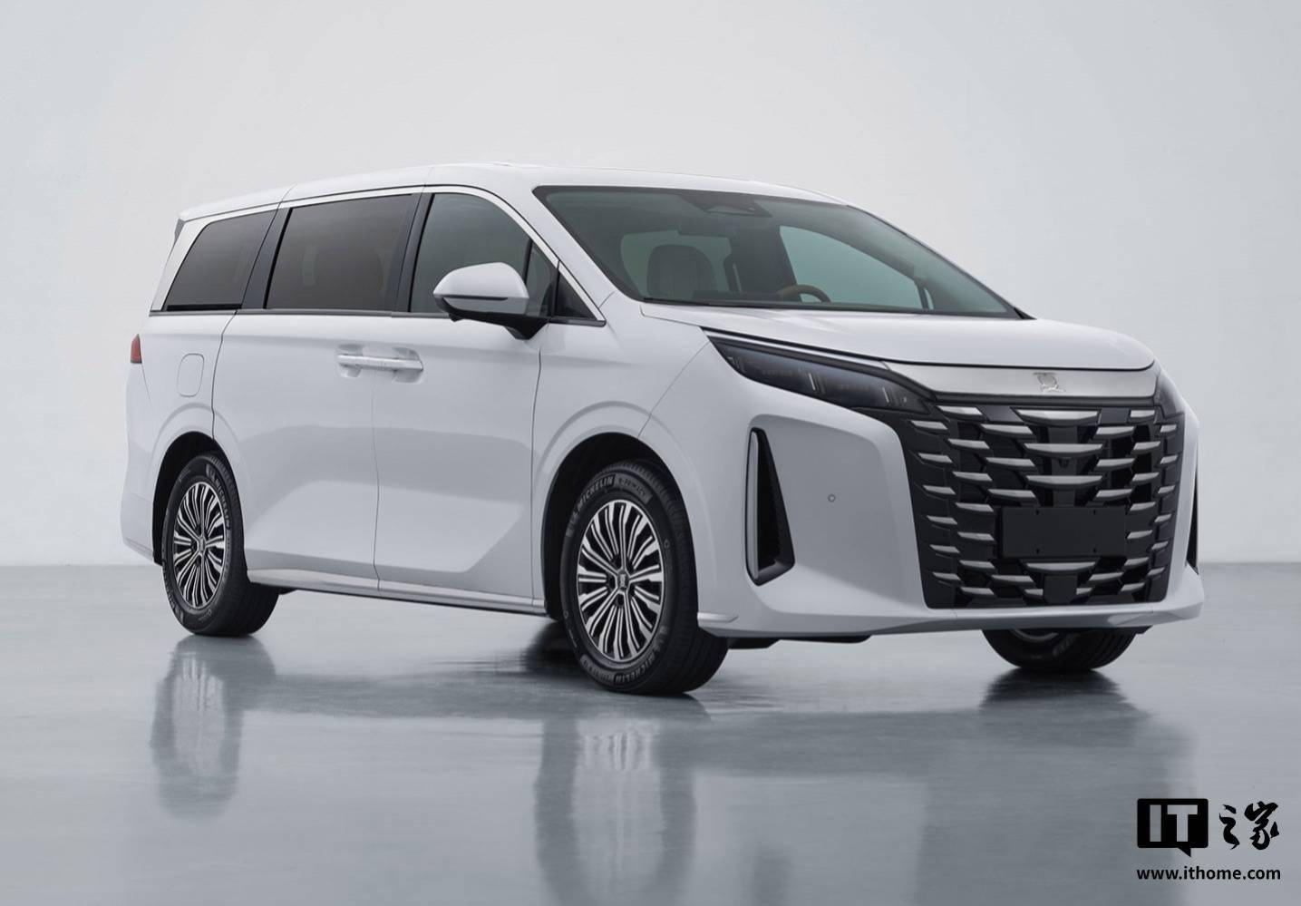 不只王朝网，比亚迪海洋网也将推出 MPV 车型_搜狐汽车_搜狐网