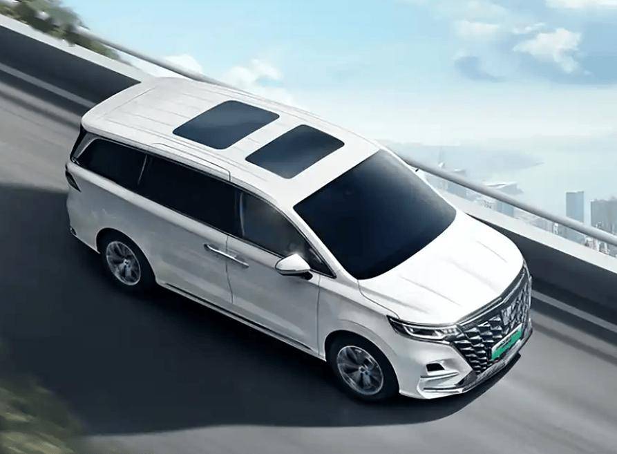 荣威iMAX8 DMH新陆尊11月8日震撼登场，续航超1500公里，科技配置亮眼！_搜狐汽车_搜狐网