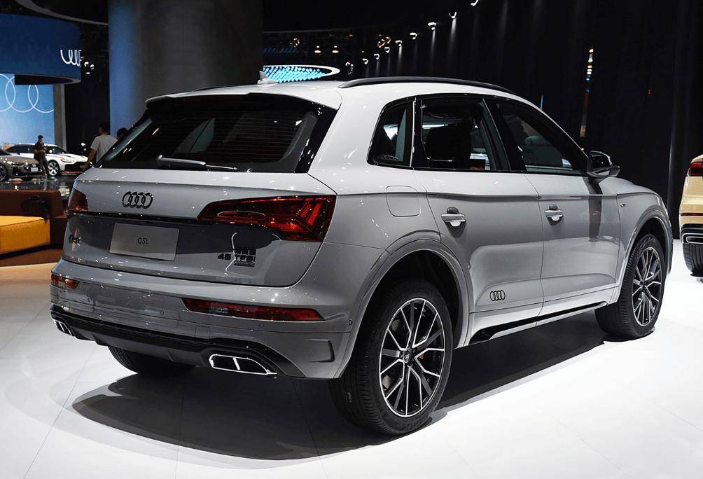 奥迪Q5L新老款如何选择？广州车展新款亮相，旧款降价，性价比之战一触即发！_搜狐汽车_搜狐网