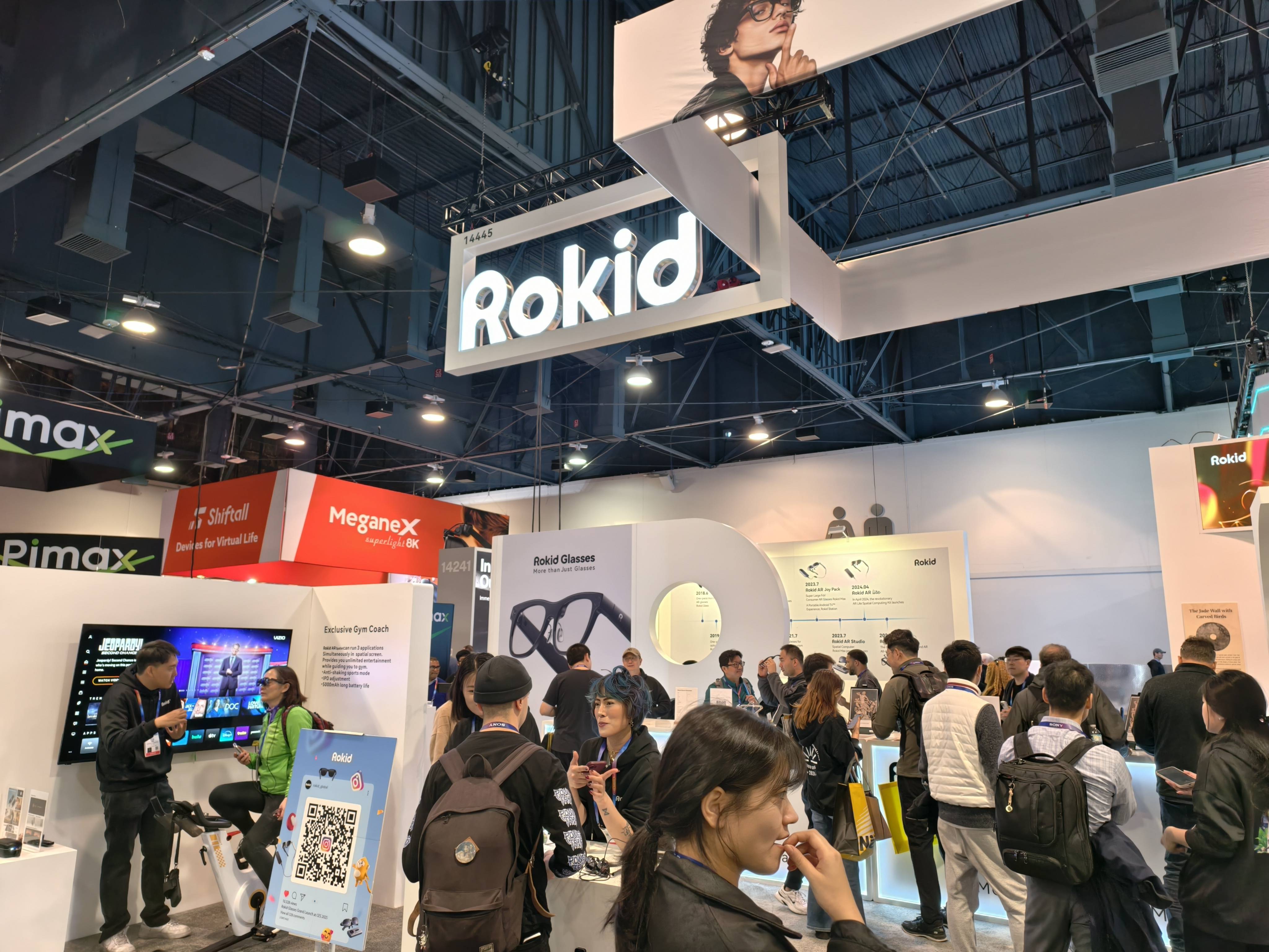 CES 2025：AI眼镜群雄逐鹿，AR跨界融合开启“百镜时代”_Rokid_功能_Glasses