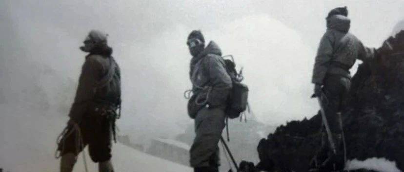 [阿]Cerro Torre峰，1959年-登山运动历史中最具争议的首攀之一|Maestri又开辟Compressor压缩机线路_山峰 ...