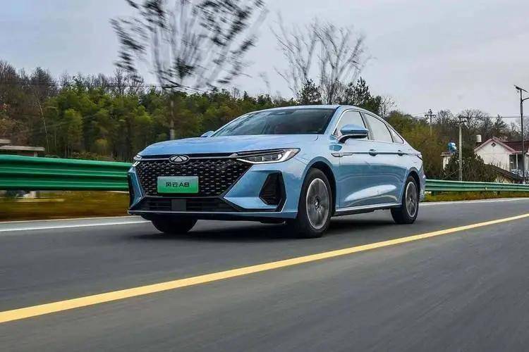风云A8搭载1.5TGDI混动，无级电混DHT带来怎样驾驶体验？_搜狐汽车_搜狐网