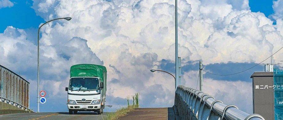 梦境中的巨大云朵风景_Kosuke_Okude_福井县