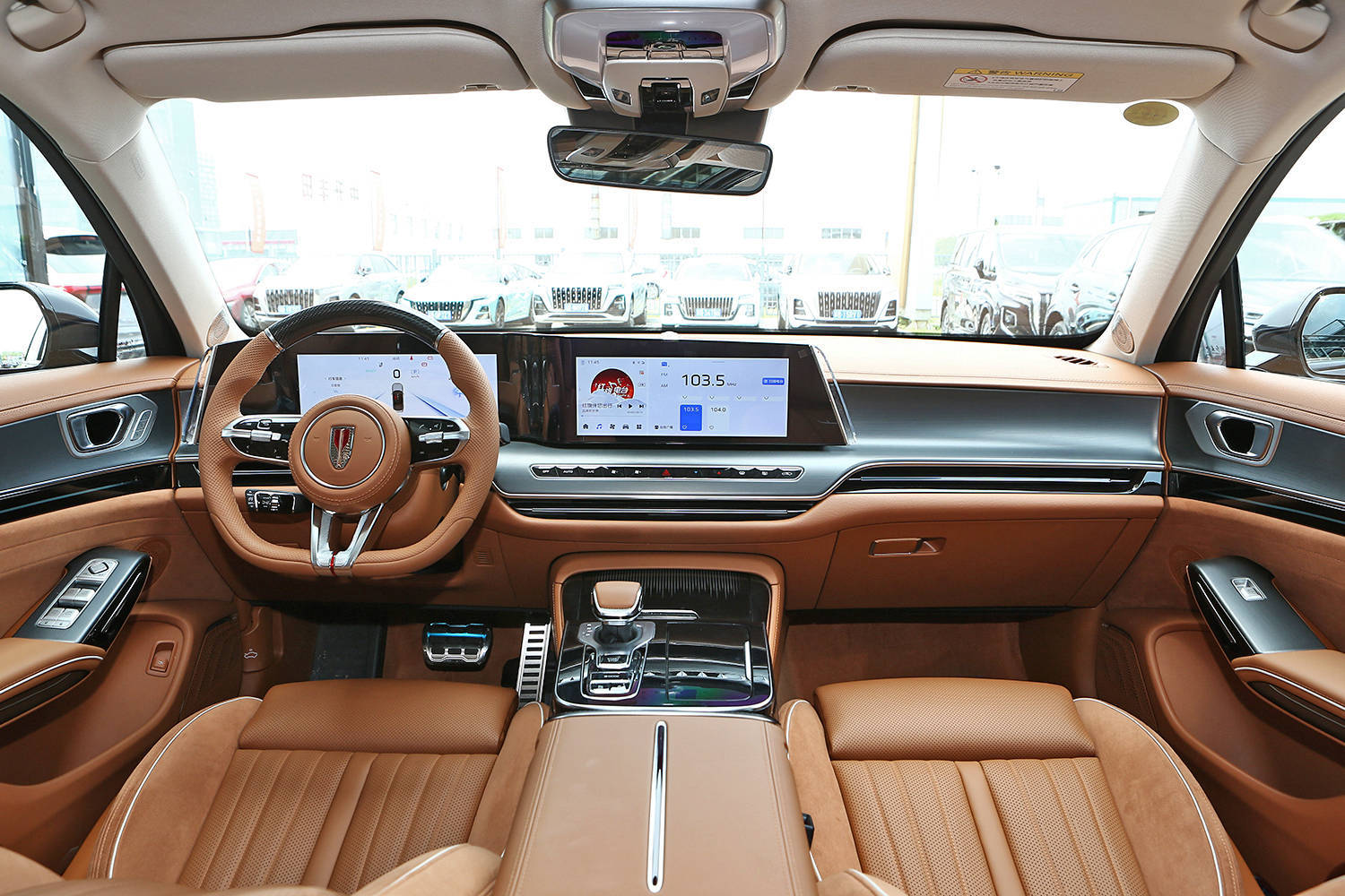 2025款红旗H9焕新上市，8AT变速箱加持，售价32.98万起-智能车-资讯-头部财经