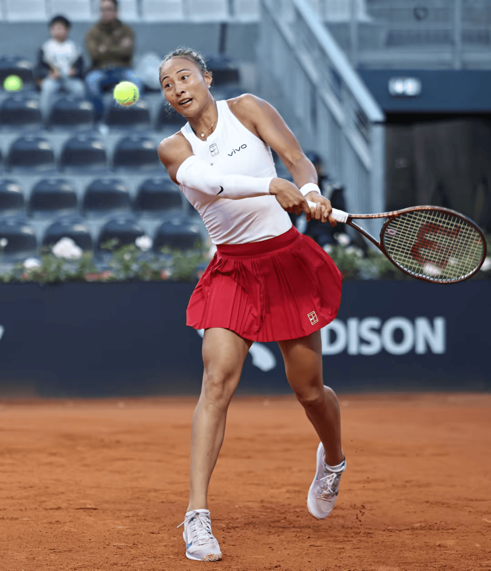 WTA1000罗马站｜郑钦文1:2不敌高芙，无缘首进女单决赛_破发_双方_巴伦卡