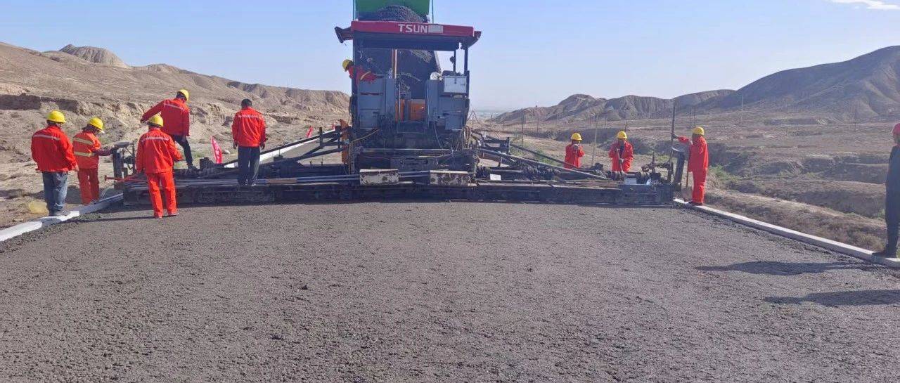 张掖公路事业发展中心2025年G312线路面养护工程试验段铺筑完成_施工_碎石_基层