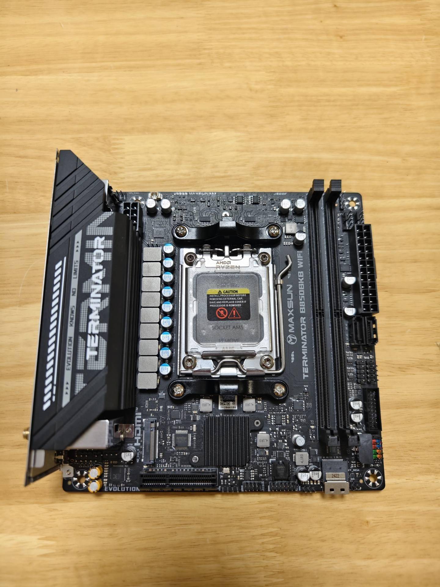 铭瑄BKB主板曝光：AMD平台终结者B850BKB WIFI，ITX装机新选择？_用户_的设计_接口