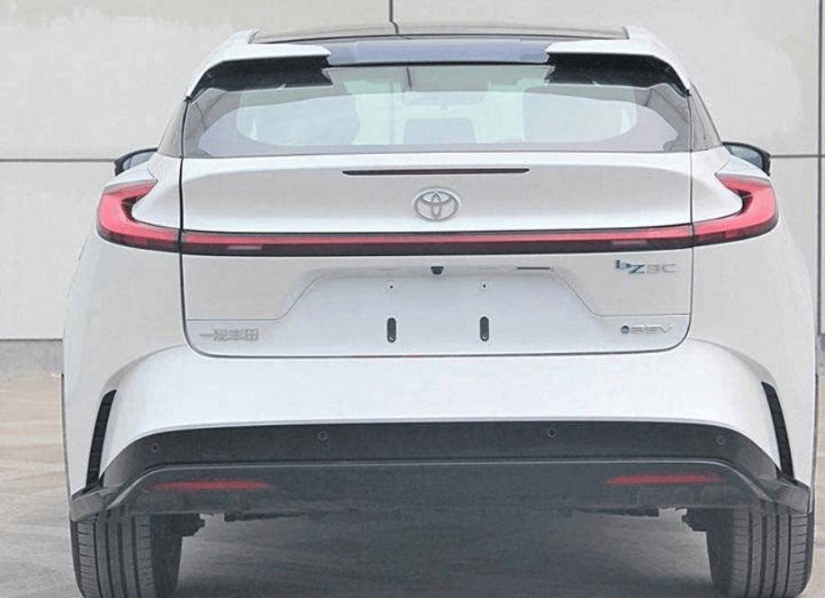 一汽丰田bZ5预售火爆，13-16万中型纯电SUV新选择，6月10日正式登场！_搜狐汽车_搜狐网