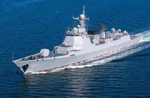 美国记者曾参观我国052D时，疑问脱口而出：7000吨巨舰还能这样？_中国_型驱逐舰_军舰