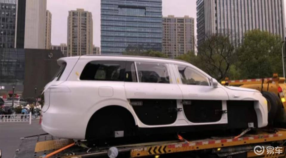 零跑D16全尺寸旗舰SUV：30万级价格，科技配置能否引领新潮流？_搜狐汽车_搜狐网