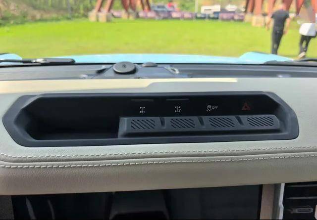 硬派SUV鼻祖，搭载2.3T+10AT，预售才38万多，还要啥普拉多？_搜狐汽车_搜狐网