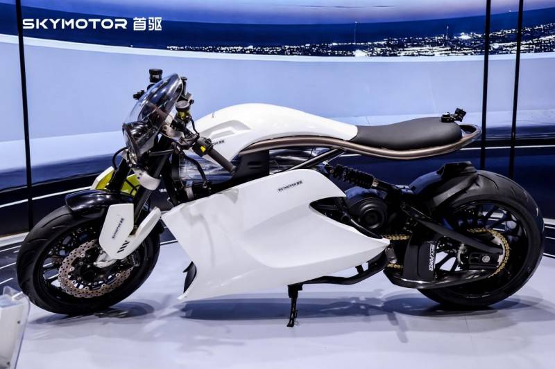 155km/h！首驱超高速电摩创国内极速新高，目标直指F1赛道_搜狐汽车_搜狐网