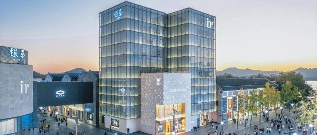不困于“稳”，不止于“新”：杭州湖滨银泰in77的潮流适配与自我迭代 | iziRetail热点_区韩潮_消费_品牌