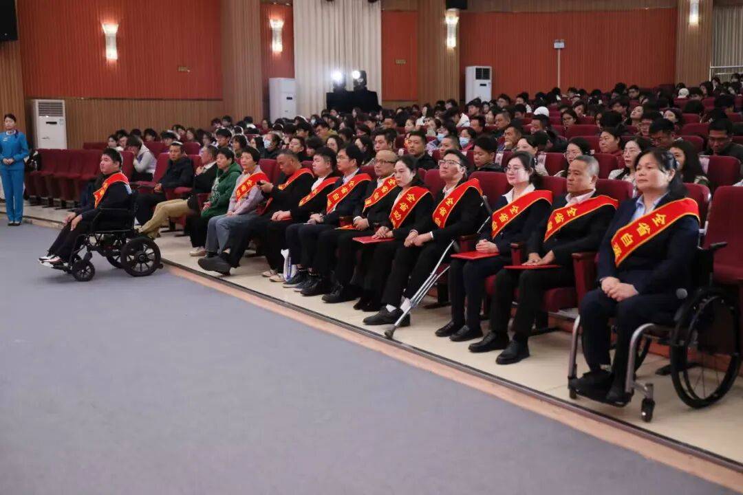南通科技职业学院：资助育人·全省自强模范与助残模范先进事迹报告会照亮学子奋进路_师生_工作_残疾人
